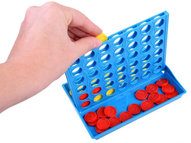 Line UP 4 strategy game arrange colors - al3aby